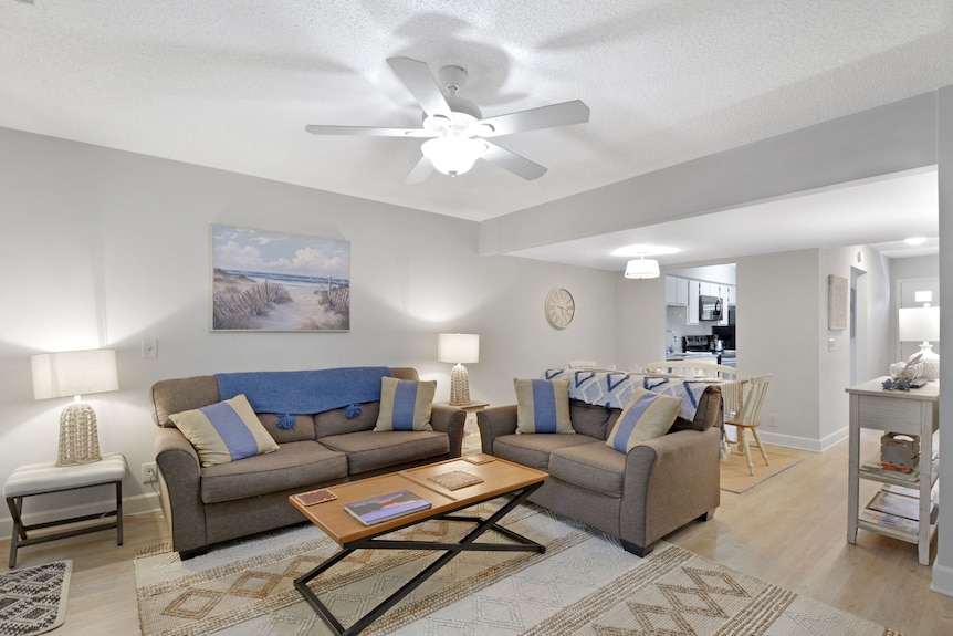 2 Bed/1.5 Bath Gascoigne Unit. Nicely Remodeled. - Brunswick, GA