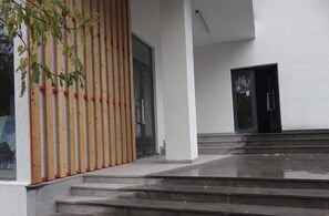 Entrada (vista interior)