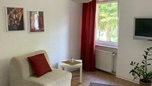 Apartamento | Sala | TV de ecrã plano 