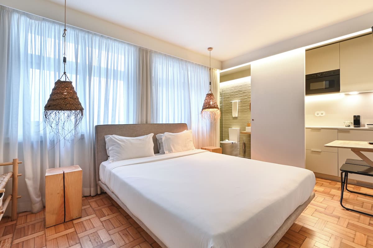 1 quarto, individualmente decorados, individualmente mobiliados