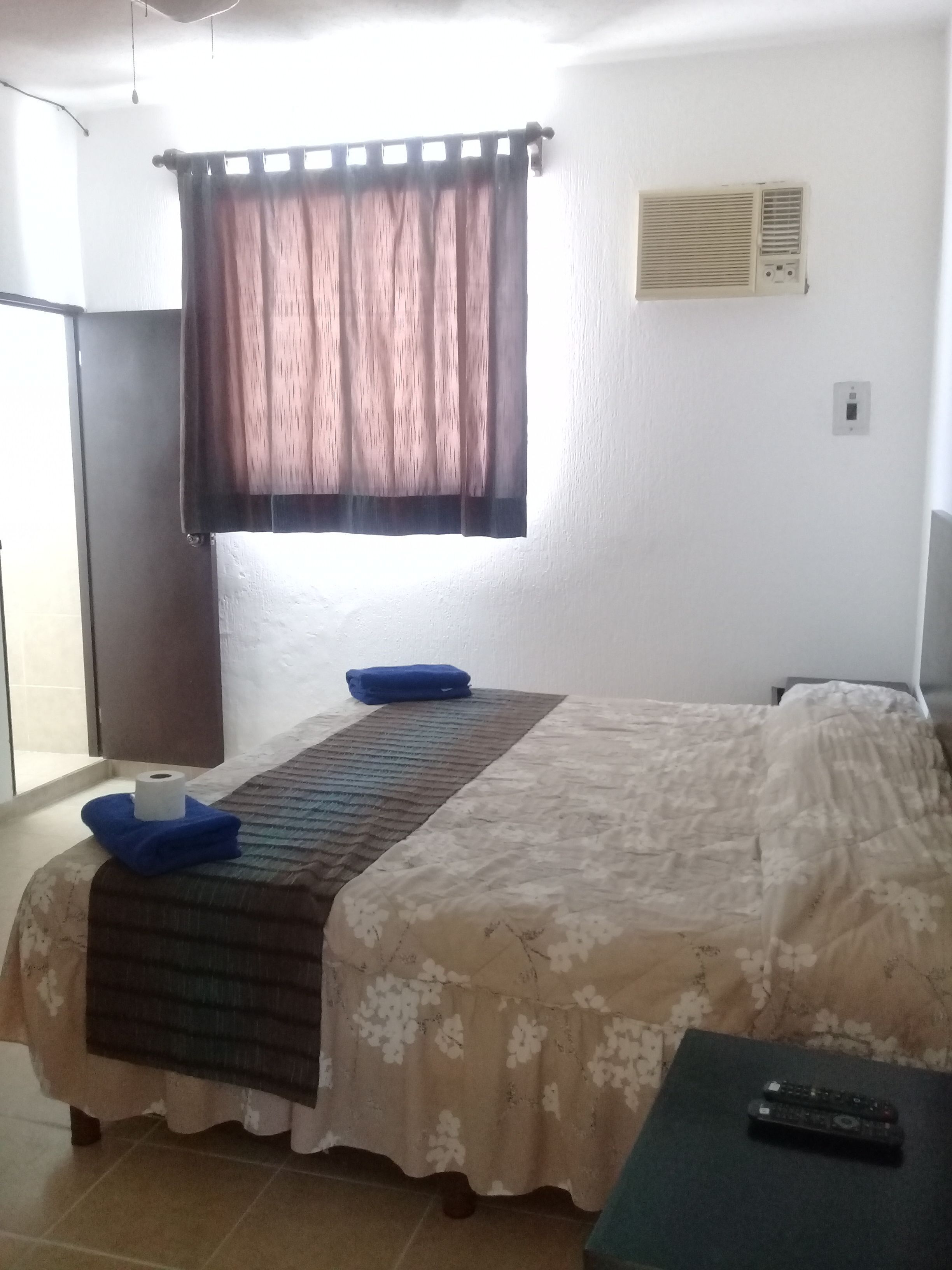 Wi-fi grátis, roupa de cama fornecida 