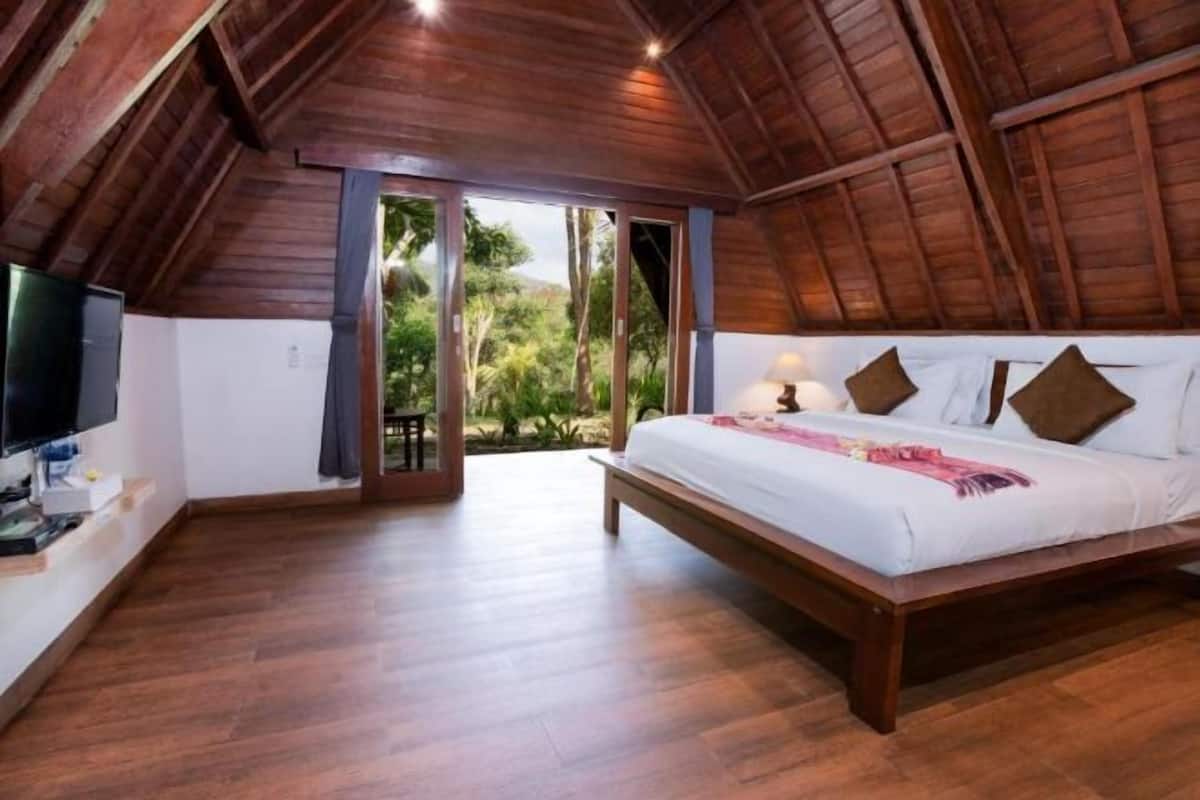 5 quartos, cofres nos quartos, escrivaninha, Wi-Fi de cortesia