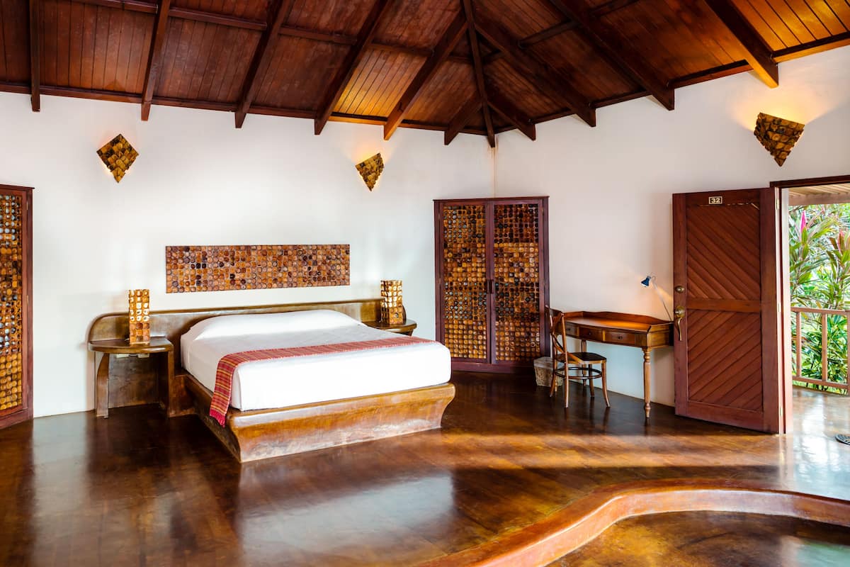 Master Suite | 1 quarto, com mobília individualizada, roupa de cama fornecida