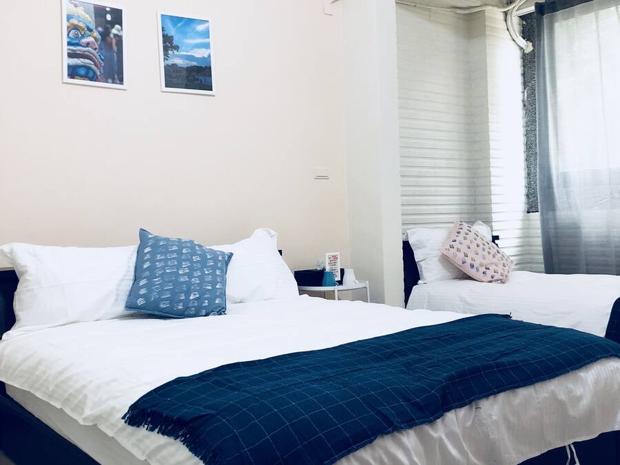 Quarto Triplo Comfort | Cortinas/cortinados opacos, Wi-fi grátis, roupa de cama fornecida