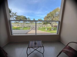 Quarto luxo | Wi-Fi de cortesia, roupa de cama