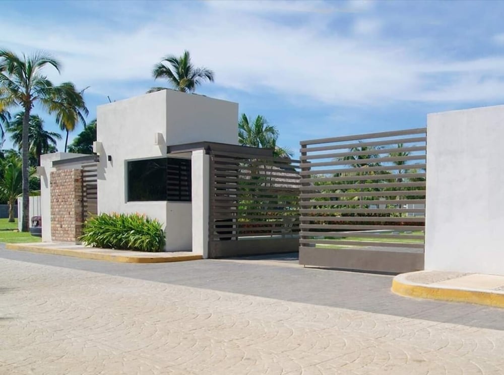 Estrena Depto. Nuevo En Zona Diamante. Ideal Para Familias!! - Acapulco