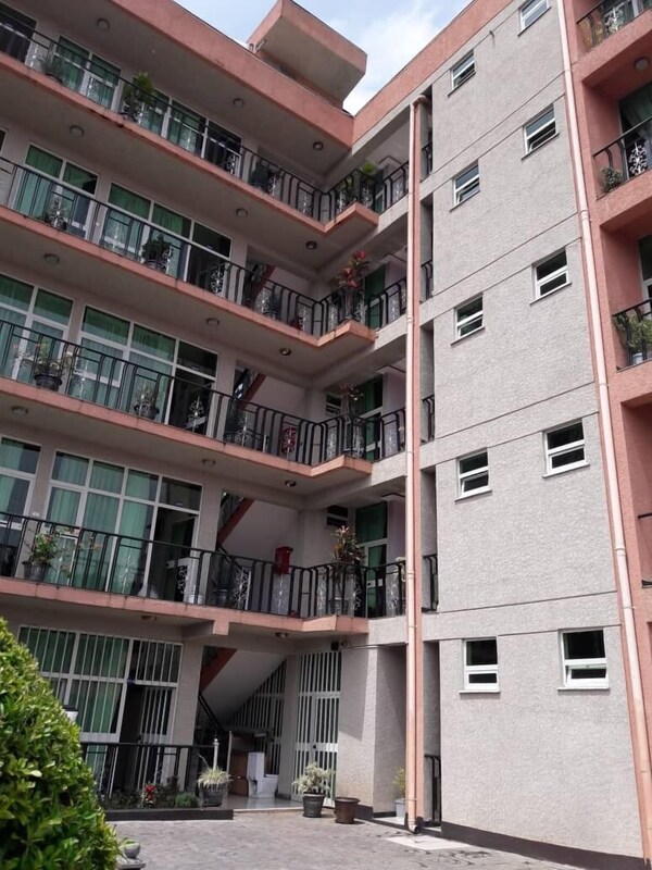 Caron Pension - Bahir Dar