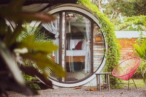Quarto, casa de banho partilhada (Cylinder) | Wi-fi grátis, roupa de cama fornecida 