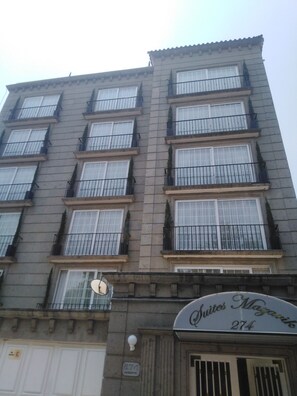 Fachada da propriedade