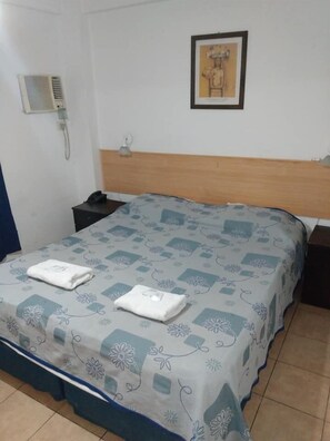 Wi-fi grátis, roupa de cama fornecida 