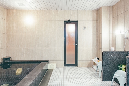 Hidromassagem interna. Hotel Kuretakeso Kyoto Kiyomizu Gojo