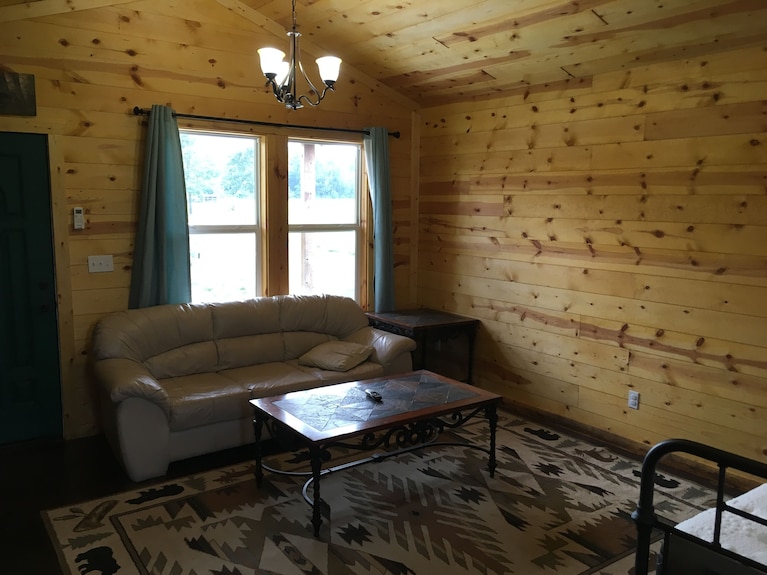 Cabin On The Ridge** - Arkansas