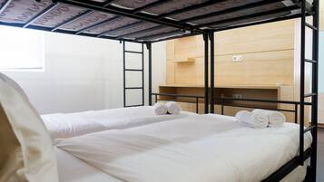 Quarto | 1 quarto, escrivaninha, Wi-Fi de cortesia, roupa de cama