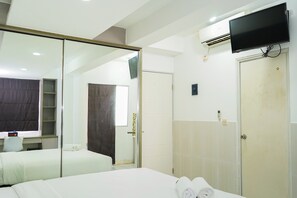 Quarto | 1 quarto, secretária, Wi-fi grátis, roupa de cama fornecida