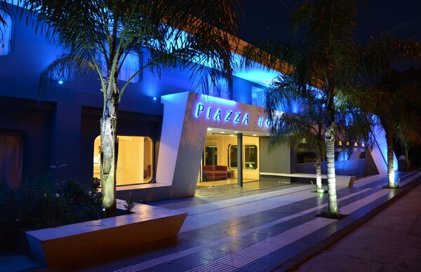 Piazza Hotel - Villa Carlos Paz