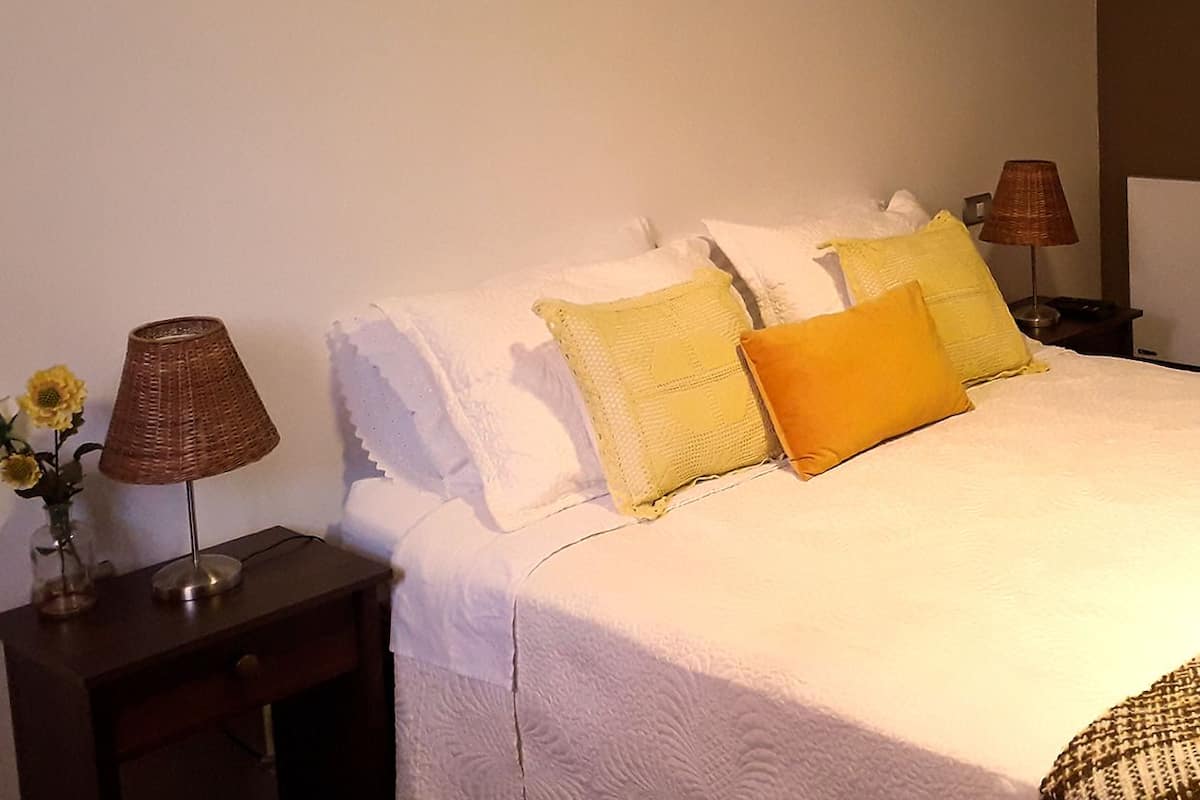Quarto Duplo | Wi-fi grátis, roupa de cama fornecida