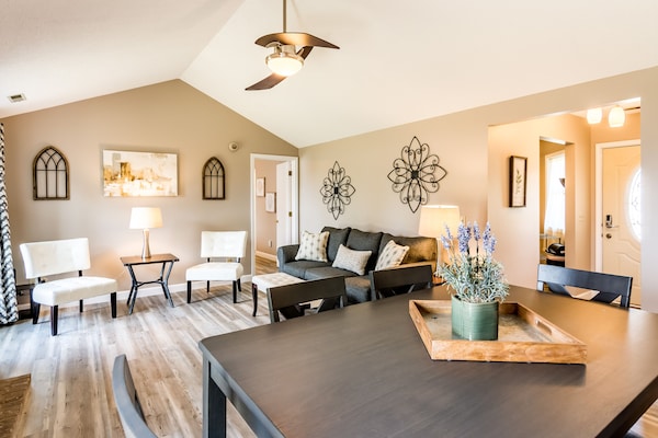 Entire House Cozy & Clean Parkview North - Fort Wayne, IN