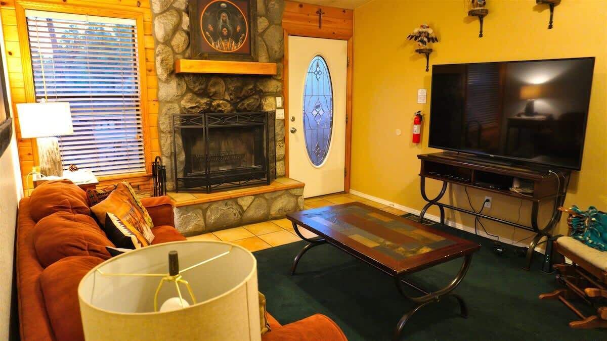 Hilltop Cabin Summary - Ruidoso, NM