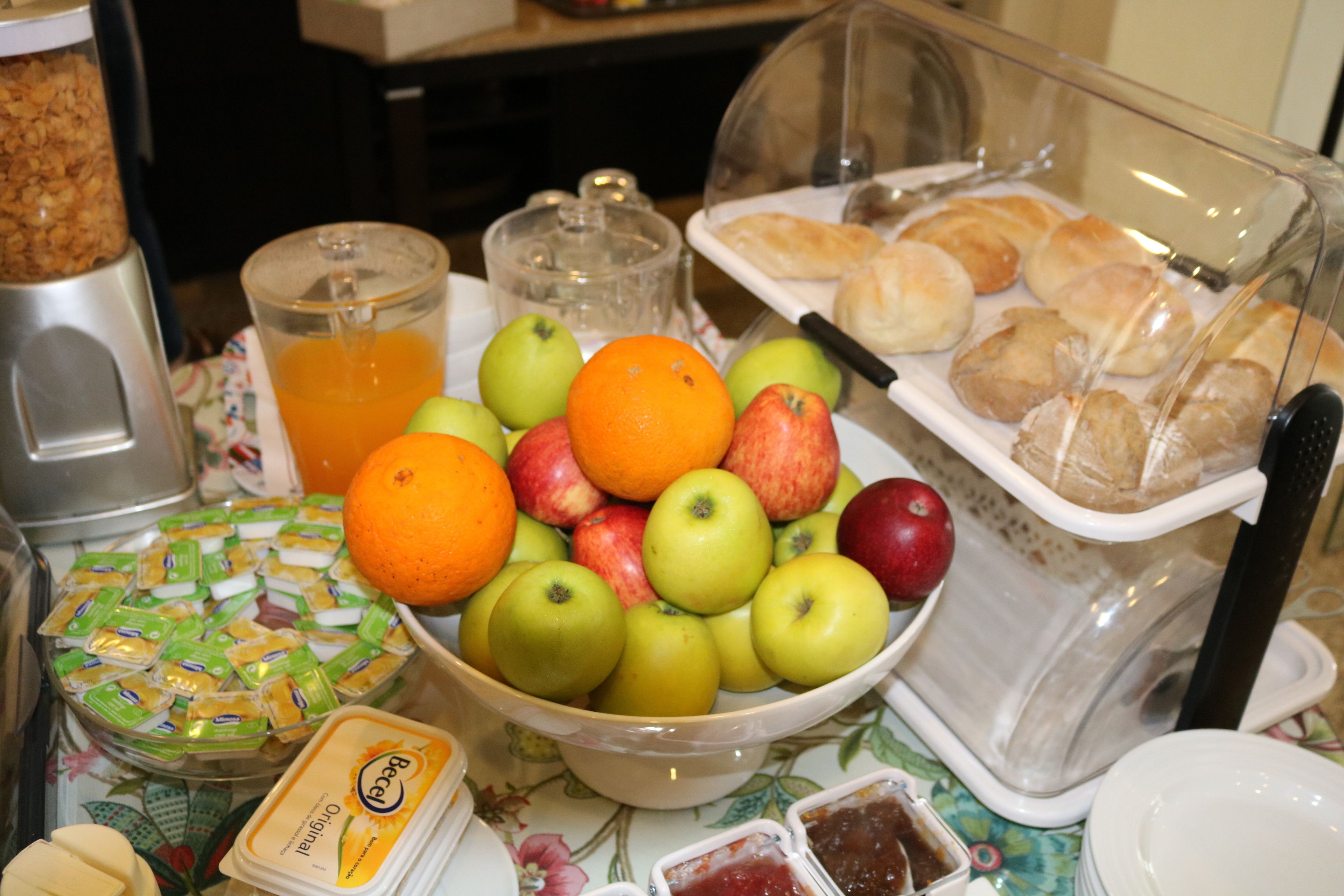 Pequeno-almoço tipo buffet diário incluído 
