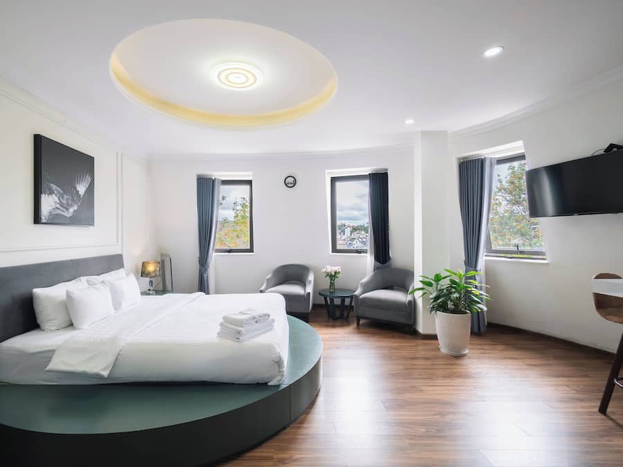 Suite-Estúdio Premium | Vista do quarto