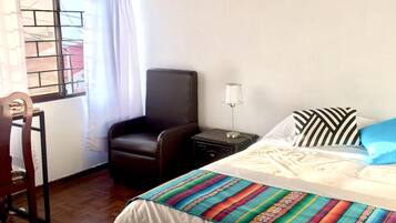 Wi-fi grátis, roupa de cama fornecida