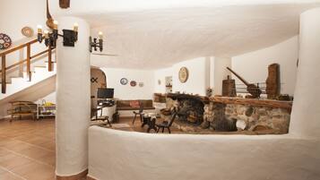 Vila, 4 quartos | Área de estar