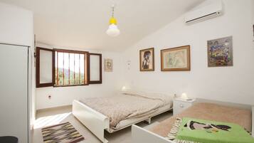 Villa, 4 quartos | Com decoração personalizada, com mobília individualizada