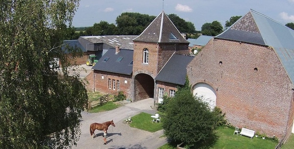 Domaine De La Ferme De Ribeaufontaine - Aisne