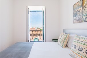 Apartamento | 2 quartos, com decoração personalizada, com mobília individualizada 