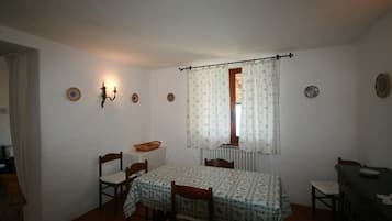 Villa, 3 quartos | Refeições no quarto