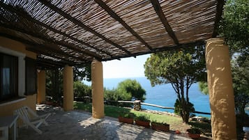 Villa, 3 quartos | Terraço/pátio interior