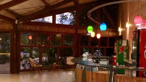 Bar (no alojamento)