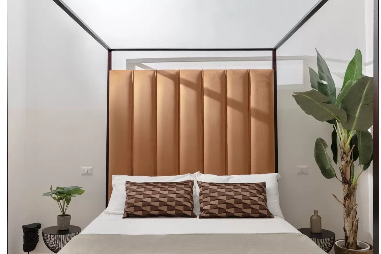 A World Aparts - 21 T. Argentina ( via di Torre Argentina 21) | 1 quarto, cofres nos quartos, escrivaninha