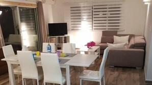 Suite Superior, 1 quarto | Refeições no quarto