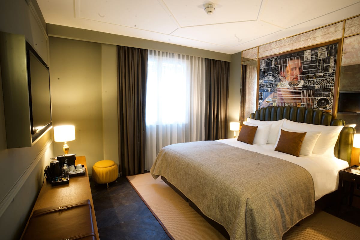 Quarto Duplo Comfort | Cofre no quarto, secretária, ferro/tábua de engomar, Wi-fi grátis