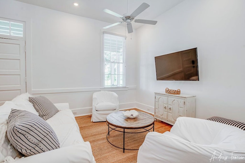 2 King Bedrooms In Historic Barracks At North Beach - Mid Beach, GA