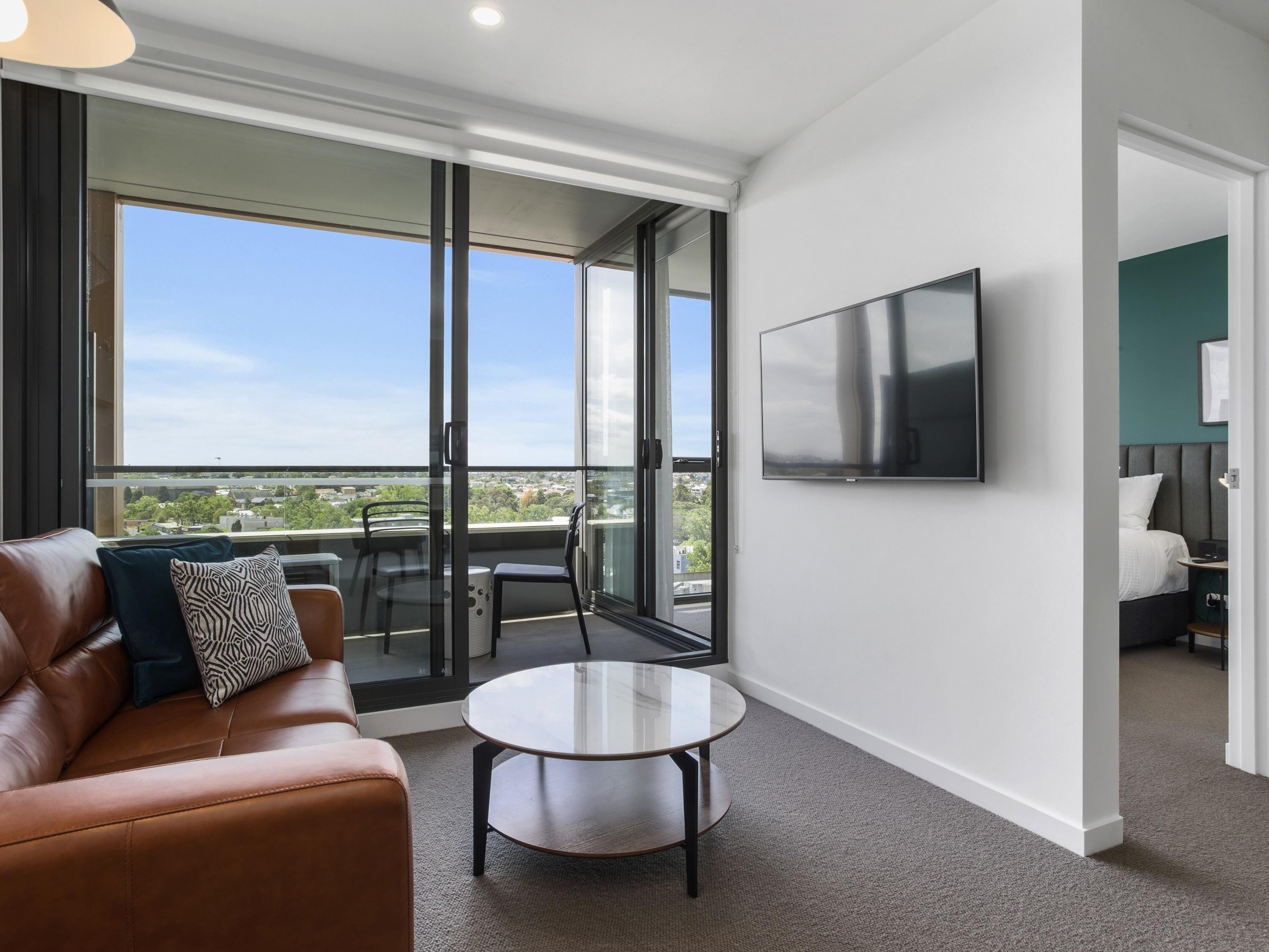 Apartamento, 1 quarto, sacada | Roupas de cama premium, escrivaninha, ferros/tábuas de passar roupa