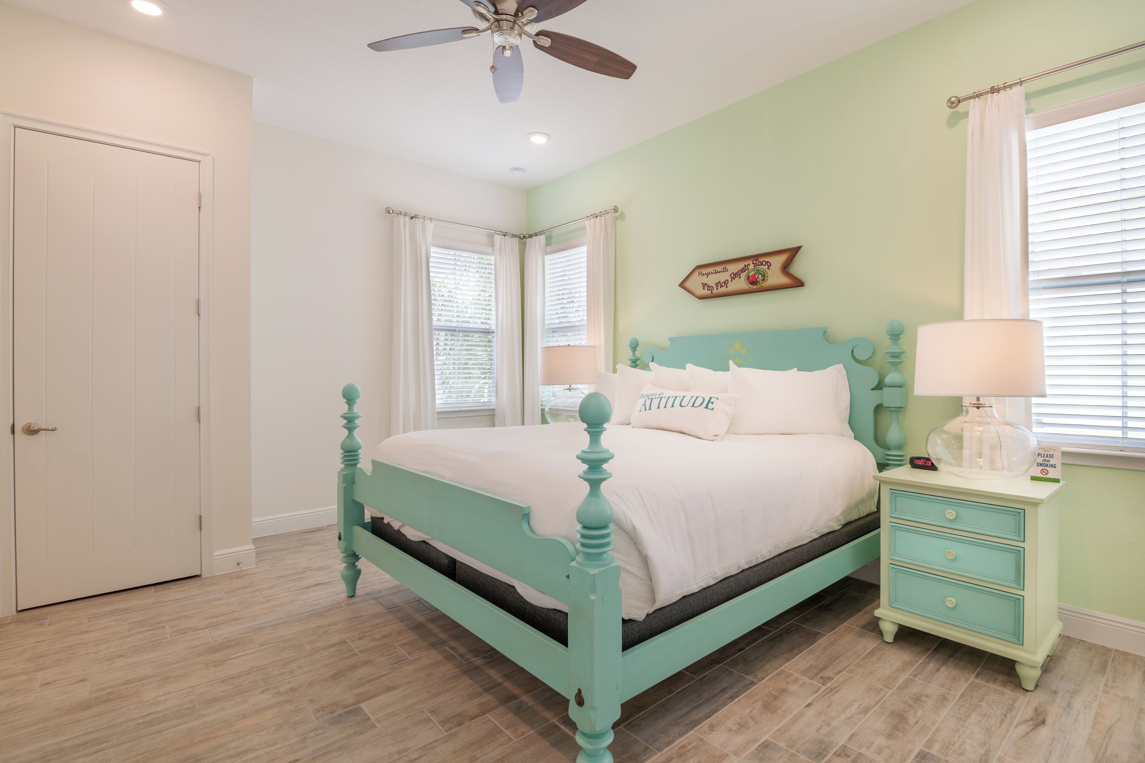 Livin In Paradise Cottage With Private Hot Tub Near Disney With Margaritaville. - Four Corners, FL