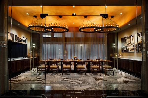 Pequenos-almoços, almoços, jantares servidos, cozinha italiana