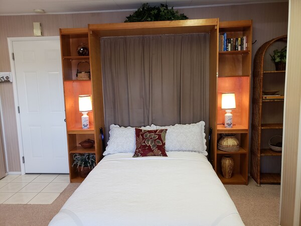 Quiet Private Guest House Apartment En Un Campo De Golf - Phoenix, AZ