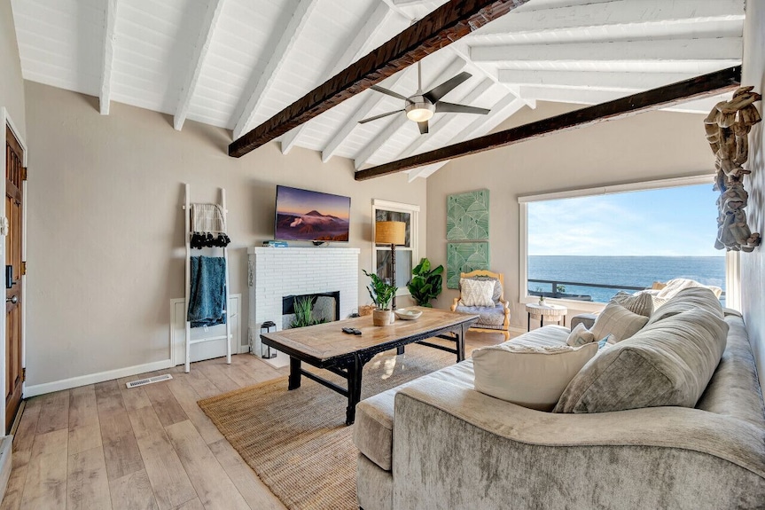 ¡Casa Frente Al Mar! Escaleras Privadas Desde Su Casa A La Playa! - Laguna Beach, CA