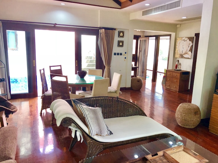 Villa Di Lusso A Kirinakara - Hua Hin