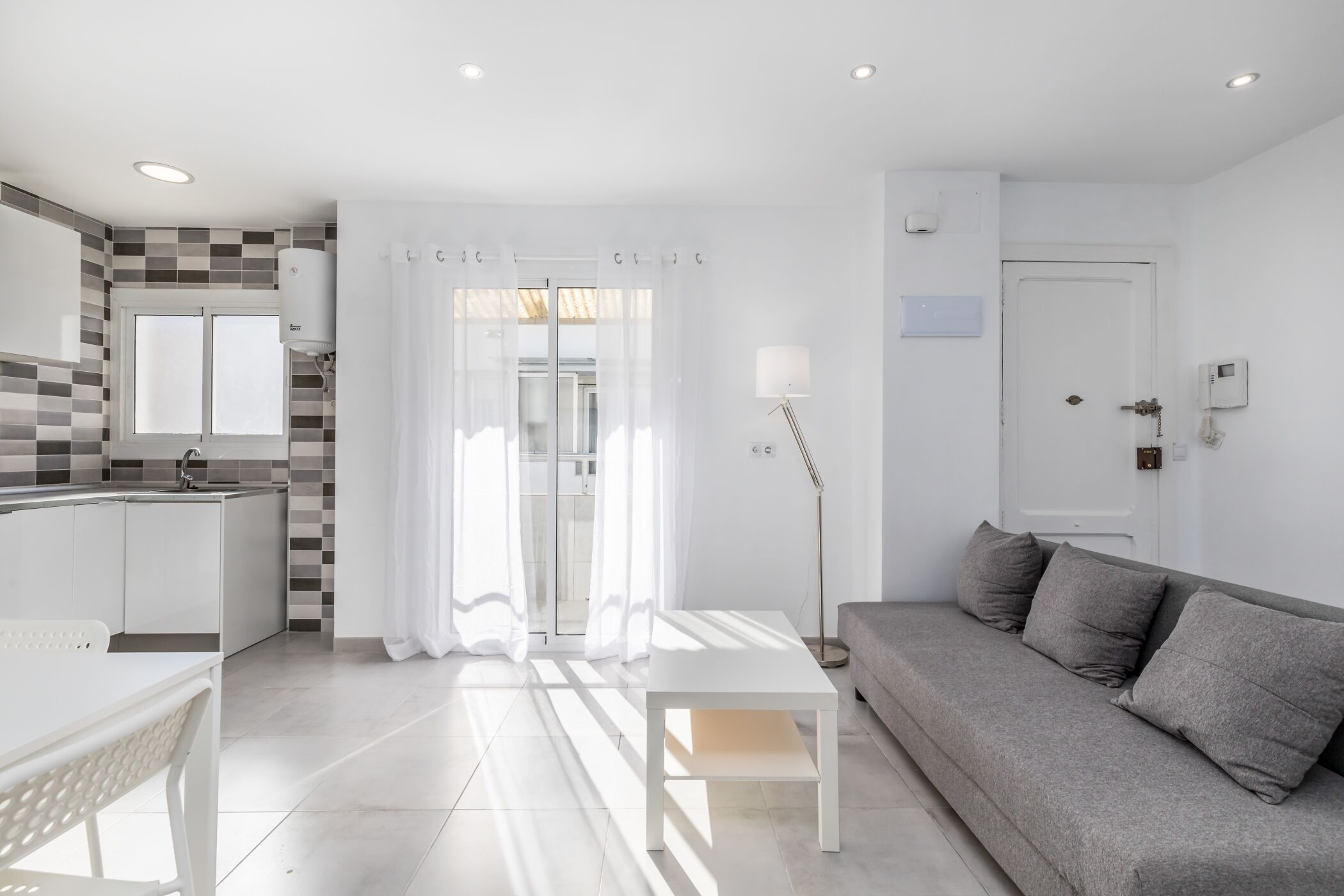 Rental Unit In Port De Sagunt · 4.60 · 3 Bedrooms · 3 Beds · 2 Baths - Sagunto