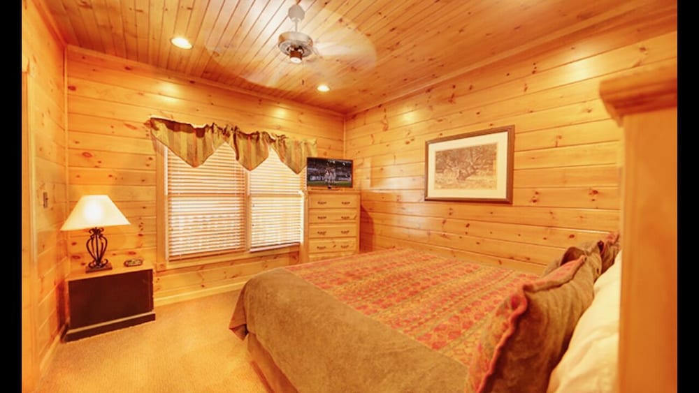 Excelente Ubicación Cerca De La Avenida Y Gran Vista !! - Gatlinburg