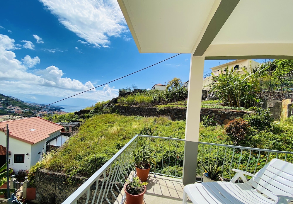 Spacious House, Family Friendly With 3 Bedrooms. - Madeira