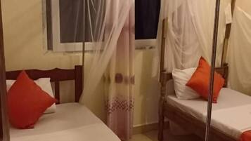 3 quartos, com decoração personalizada, com mobília individualizada