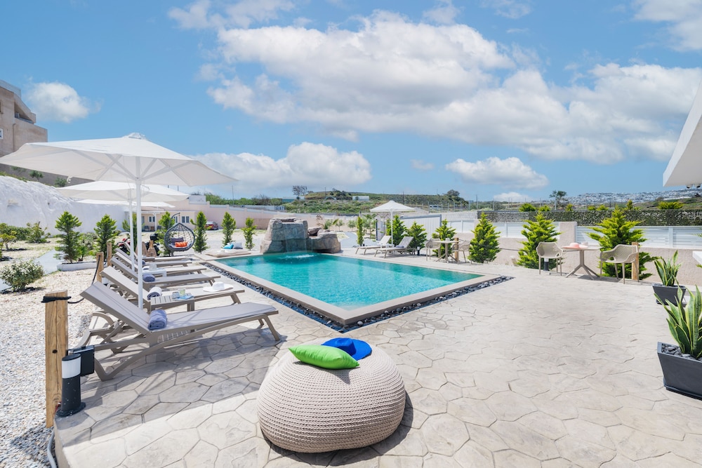 Santoterra Antigua Suites - Santorini