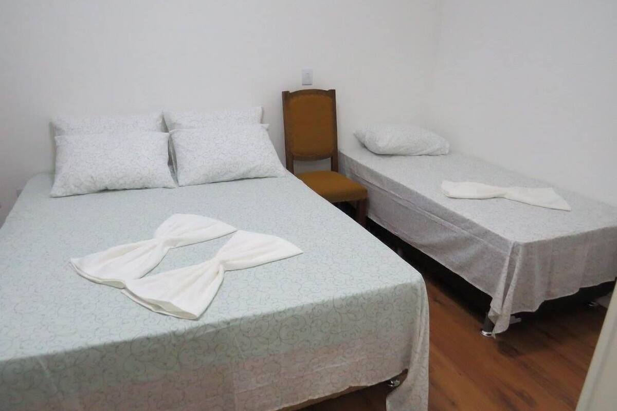 Suite (Bosque) | Minibar, Wi-fi grátis, roupa de cama fornecida
