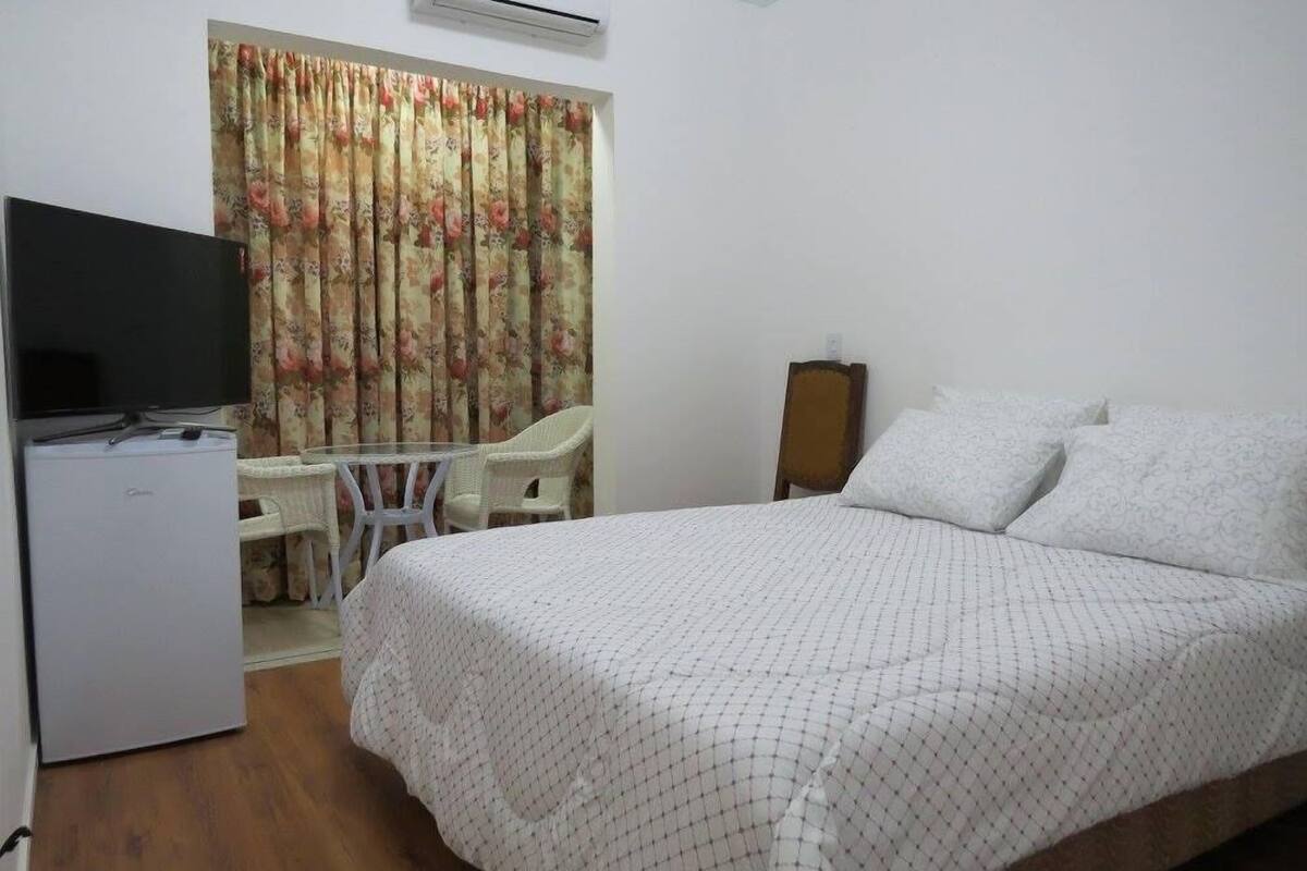 Suite, vista para o rio (Paisagem) | Minibar, Wi-fi grátis, roupa de cama fornecida