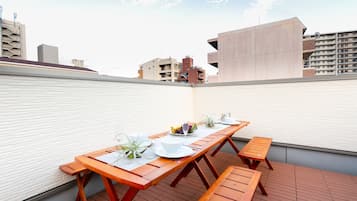 Casa, 4 quartos | Área externa para banquete